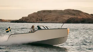 X Shore partners with Safe Harbor Marinas in push for sustainable ...